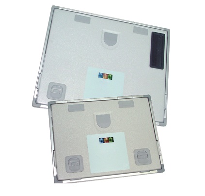 Radiologia: Chassis Radiográfico de Alumínio sem Janela - 30 X 40 Cm